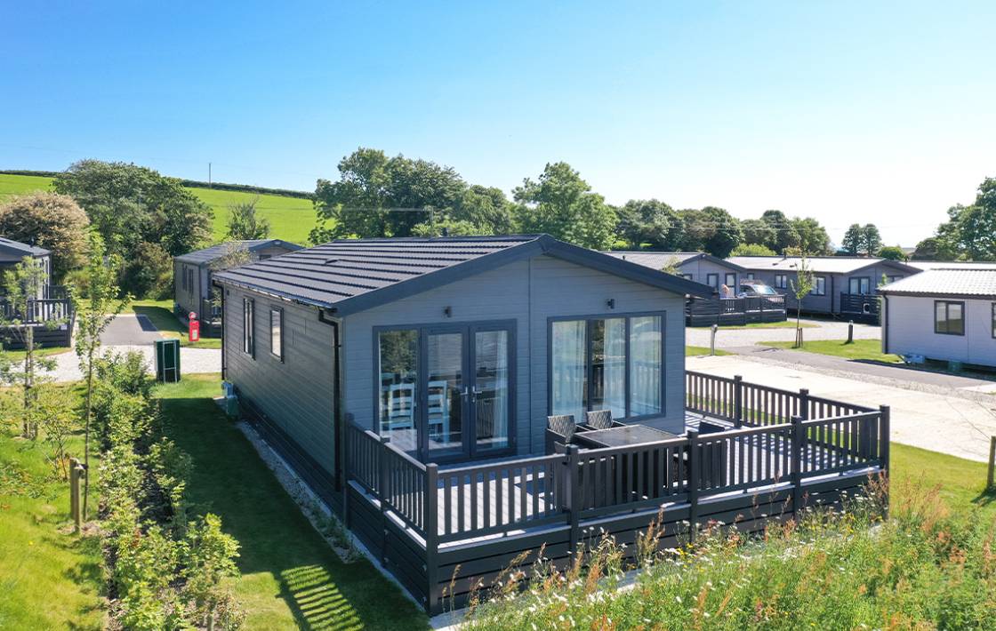 Exclusive | 2 bedroom lodge with hot tub - Pet friendly | Lovat Parks