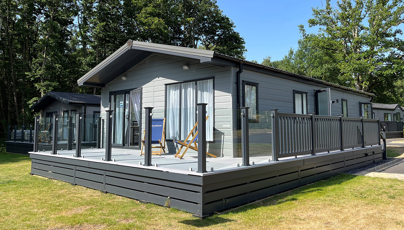 Exclusive | 3 bedroom lodge with hot tub | Lovat Parks